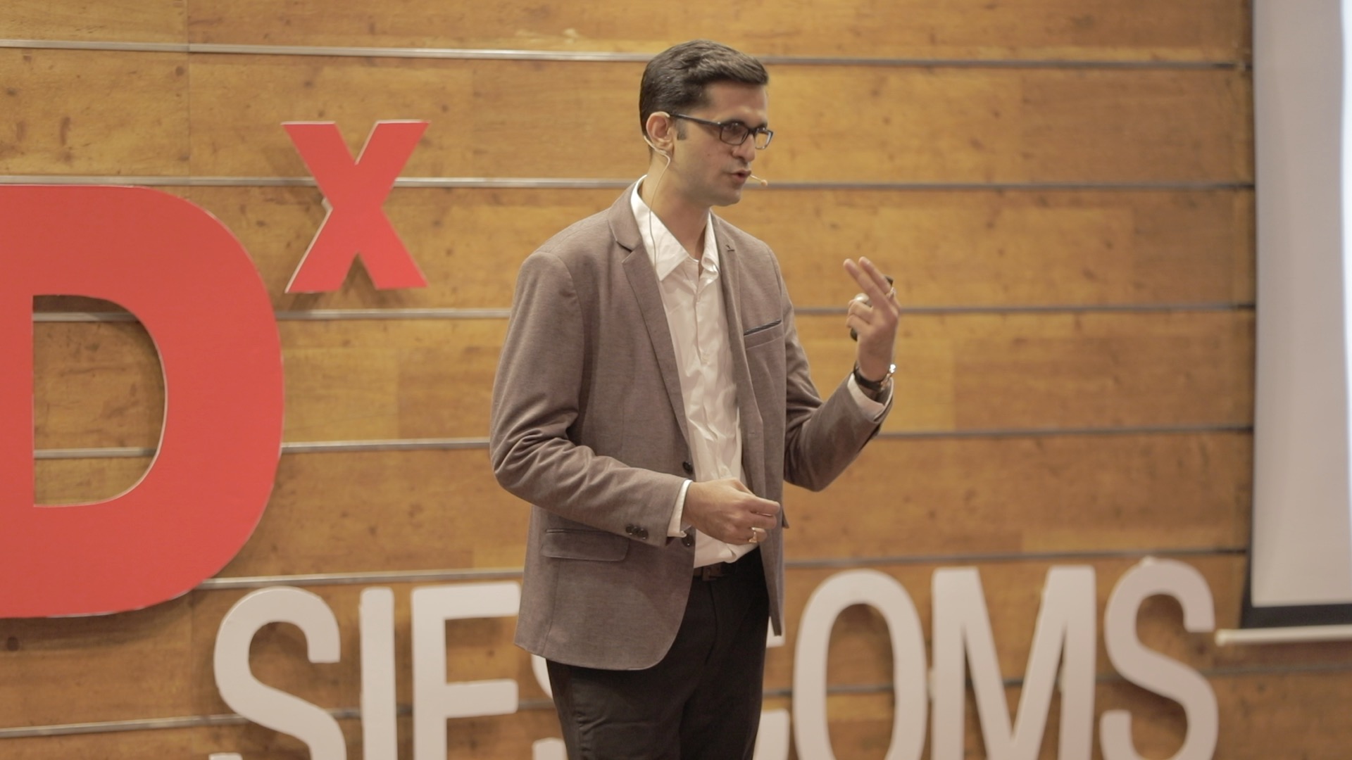 Acoustics on the TEDx-stage